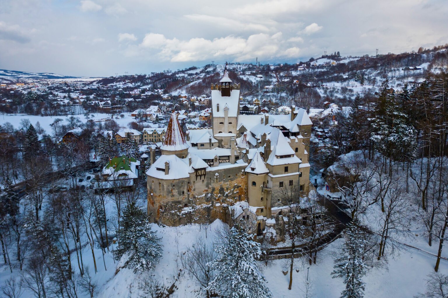 Château de Bran: Explorez la forteresse légendaire de la Roumanie