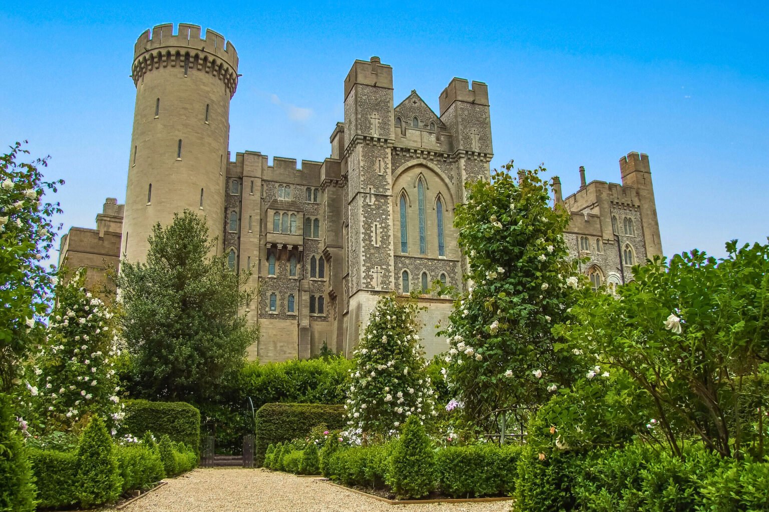 25 Best Castles to Visit in Europe: Iconic & Hidden Gems