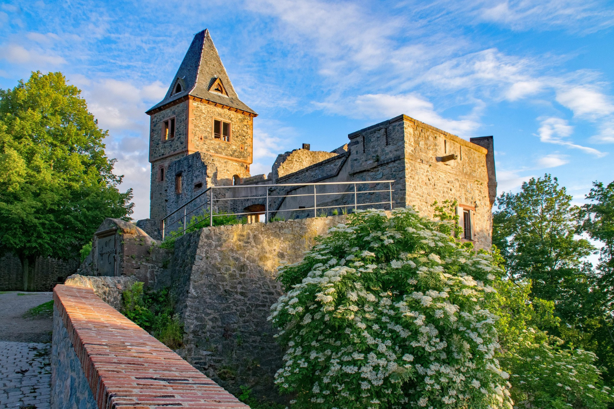 Top 15 Haunted Castles in Europe: Ghostly Legends & Tours
