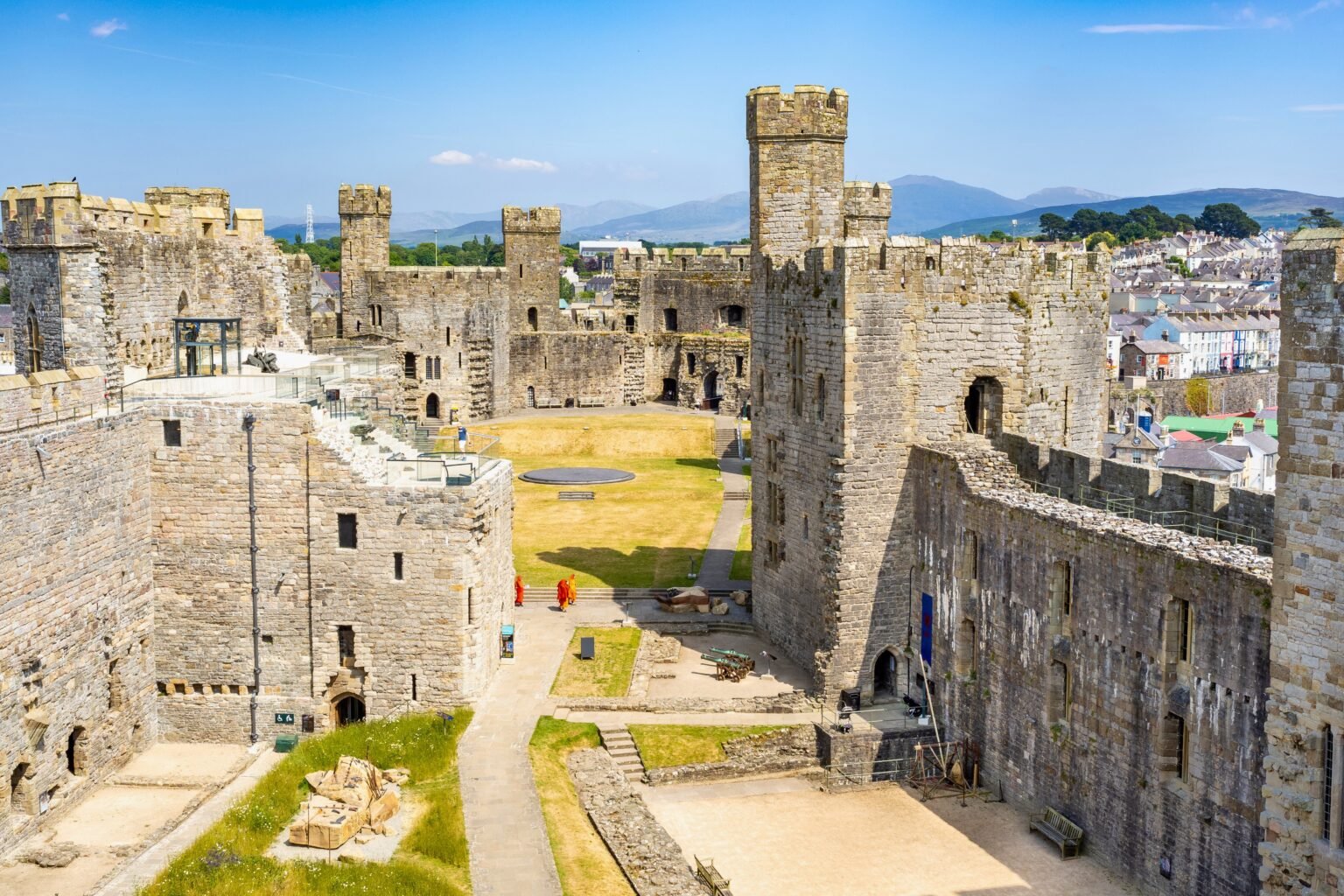 10 Best Coastal Fortresses and Castles in the World