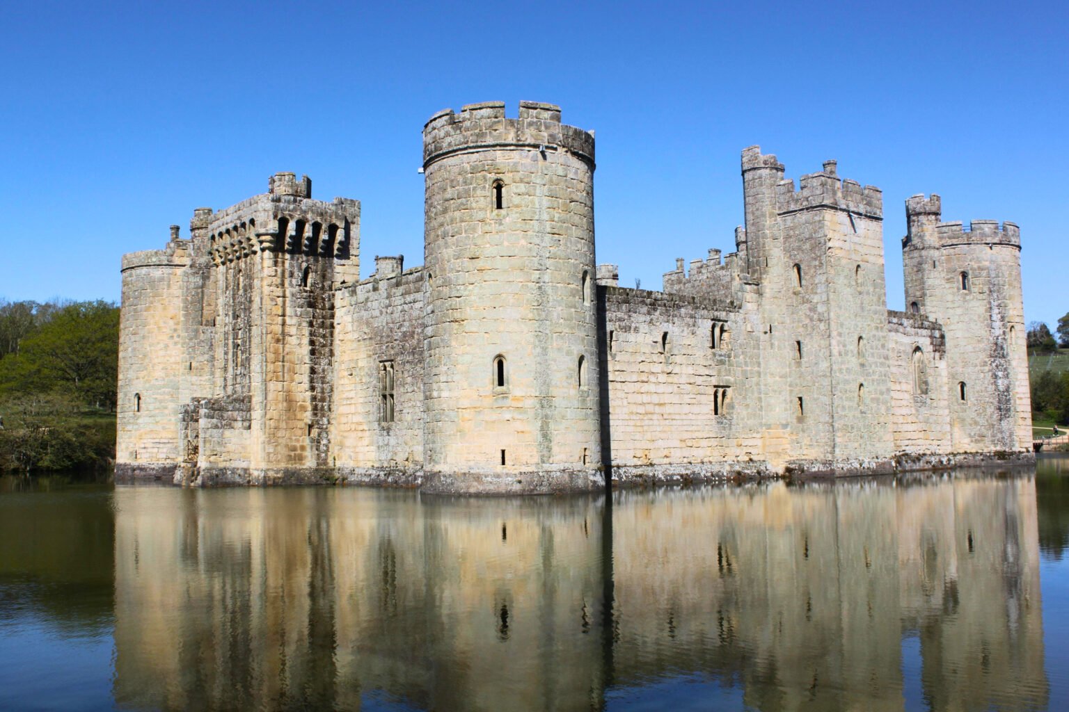 10 Best Coastal Fortresses and Castles in the World