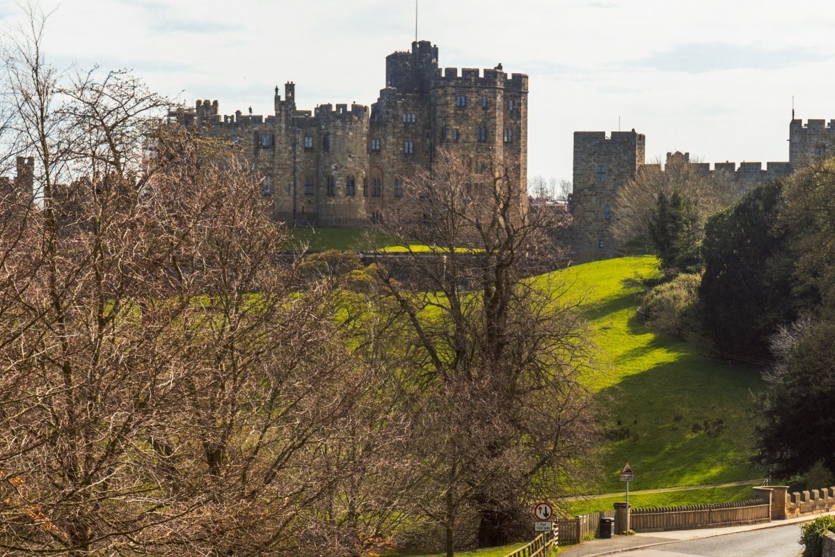 Alnwick Castle: Percy stronghold & Harry Potter filming